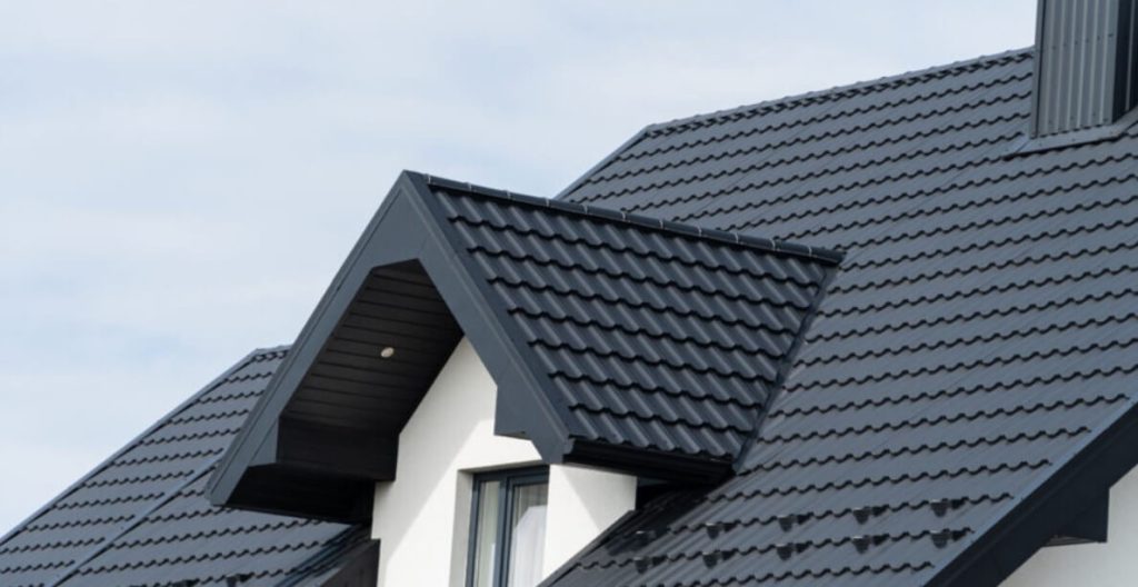 Roof Design Ideas For Your New Home | Roofing.Co | Metal Roof